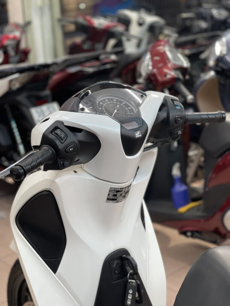 SH 150 ABS 2018 Trắng đen - Motor-car Thanh Tùng